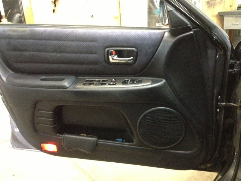 Lexus Stereo Upgrade Transforms This IS300 Into A Modern Day Classic