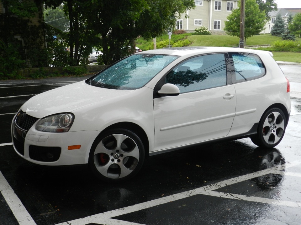 VW Bluetooth Upgrade Adds Handsfree and Siri To This GTI