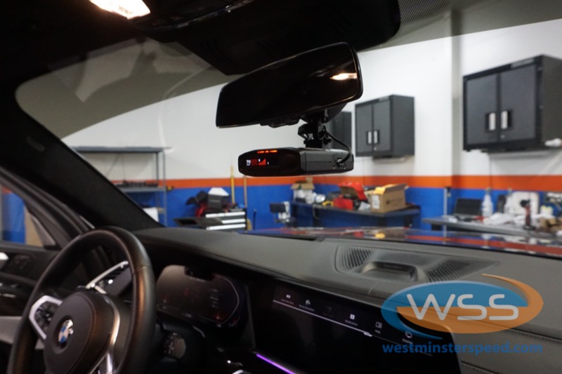 2020 BMW X7M50i gets Escort Flagship Portable Radar Detector